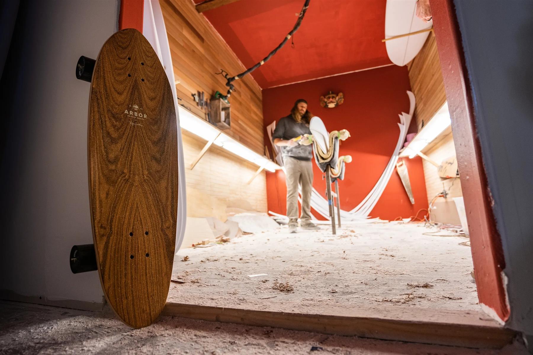 Arbor x Carver Surfskate Shaper Lovelace C7 Complete Surf Skate Board ...